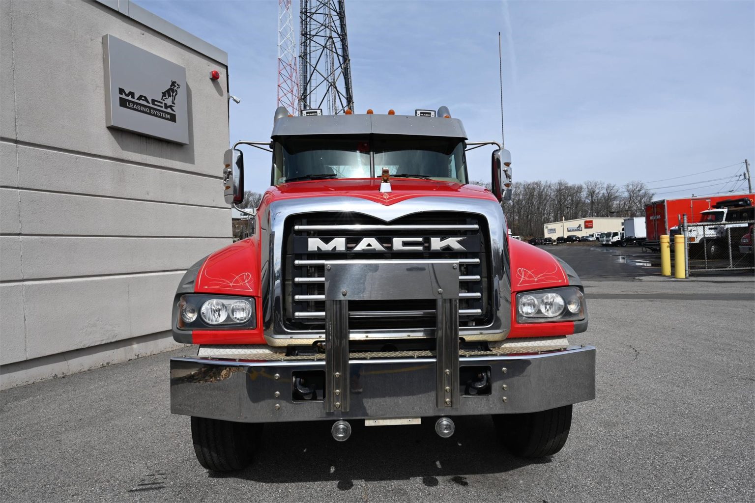 2019 MACK GRANITE 64FT - Ballard