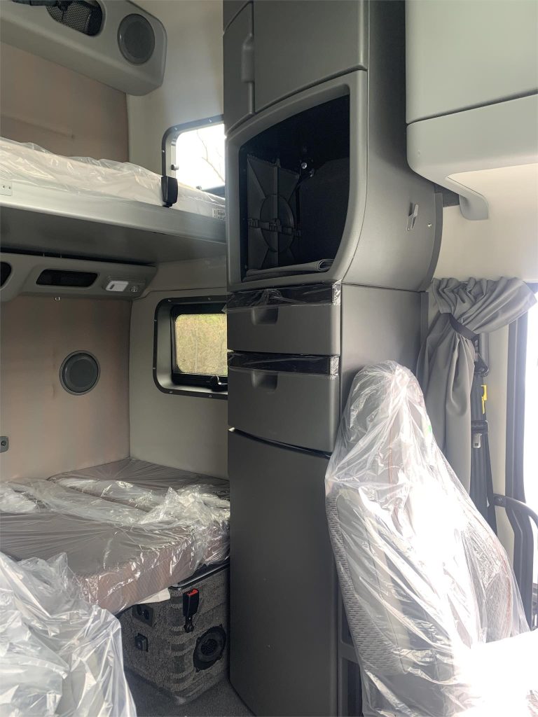 2024 VOLVO VNL64T860 - Ballard