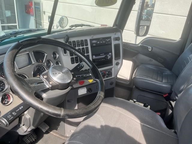 2017 MACK PINNACLE CHU613 - Ballard