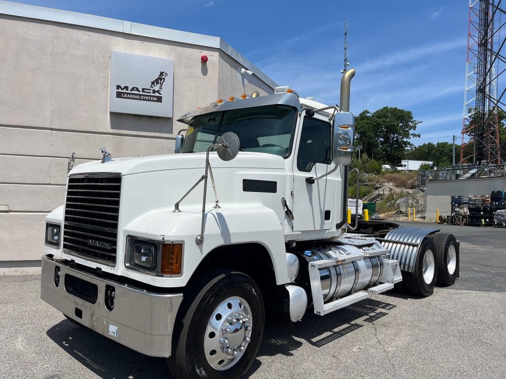 2019 MACK PINNACLE 64T - Ballard
