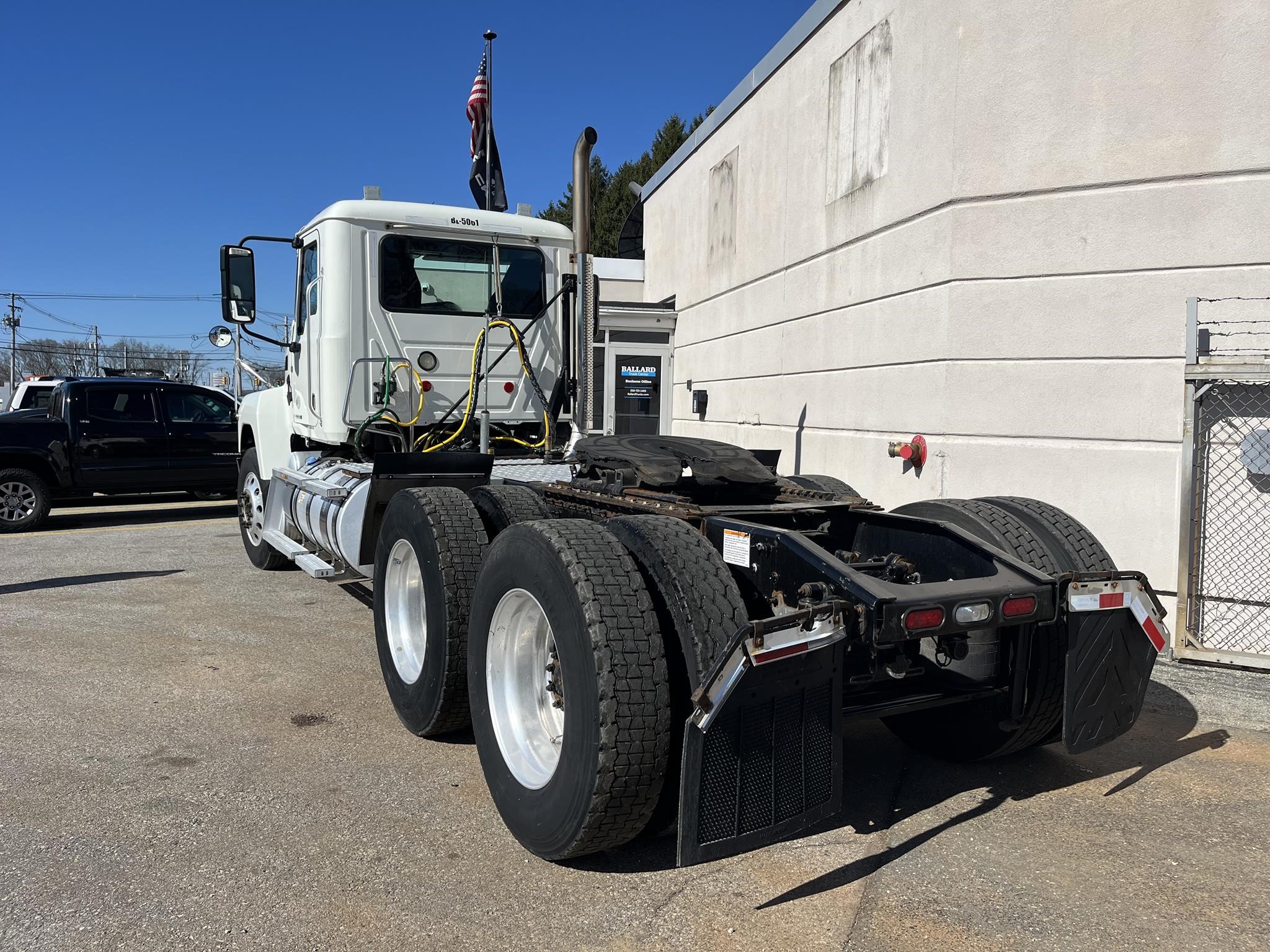 2019 MACK PINNACLE 64T - Ballard